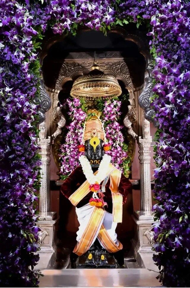 Vitthal Rukhamini Temple Famous Temple in Maharashtra - E India Tourism