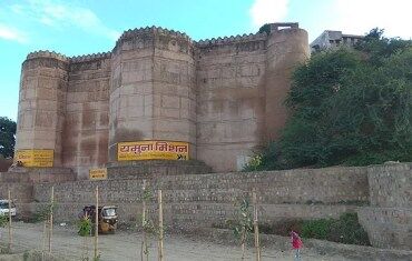 Sant Tukaram Maharaj Samadhi Temple, Dehu: A Holy and Peaceful Place to ...
