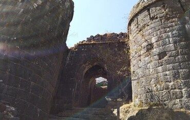Table Land Panchgani: A Scenic Plateau in the Western Ghats - E India ...