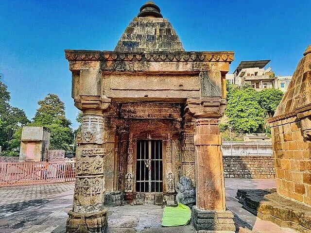 Mamleshwar Temple Omkareshwar: The Other Half of the Jyotirlinga - E ...