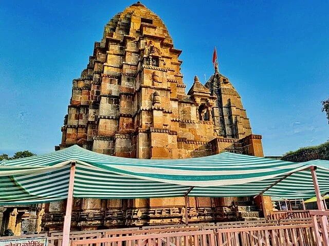 Mamleshwar Temple Omkareshwar: The Other Half of the Jyotirlinga - E ...