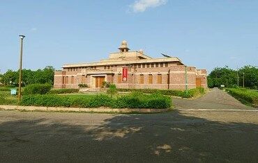 Chhatrapati Sambhaji Maharaj Samadhisthal Tulapur: Famous Historical ...