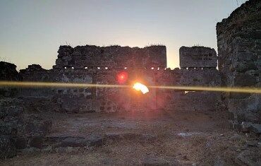 The Enchanting Yakshi Statue: A Symbol of Kerala's Artistic Heritage ...