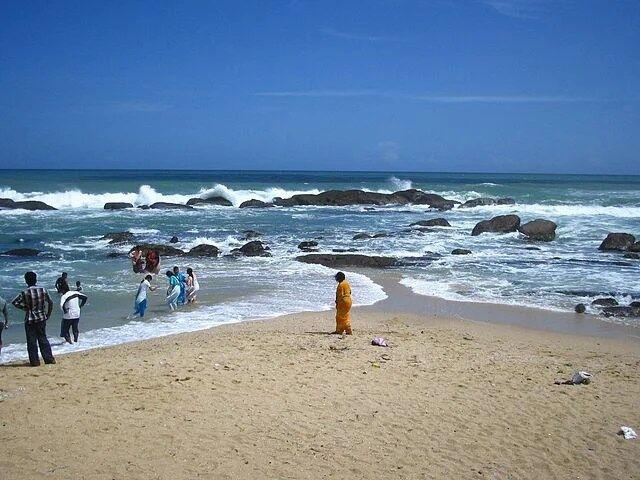 Kanyakumari Beach: Famous Confluence of Seas and Cultures - E India Tourism