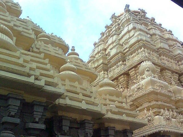 Simhachalam Temple: Famous Sacred Hill Shrine of Lord Narasimha in Visakhapatnam - E India Tourism