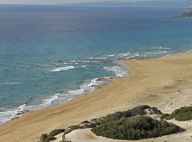 Golden Beach: A Guide for Visitors - E India Tourism
