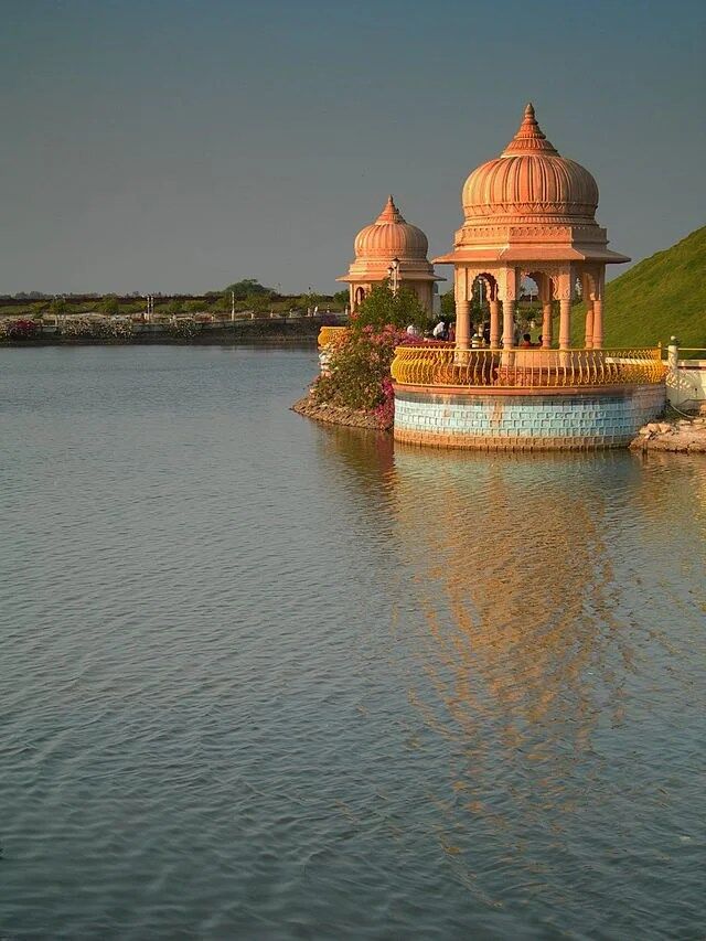 Anand Sagar: Best Tranquil Oasis of Serenity and Recreation - E India ...
