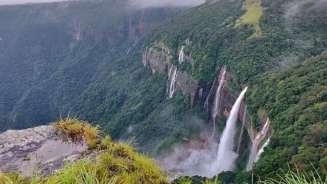 Nohkalikai Falls: Unveiling the Beauty of India’s Tallest Plunge ...